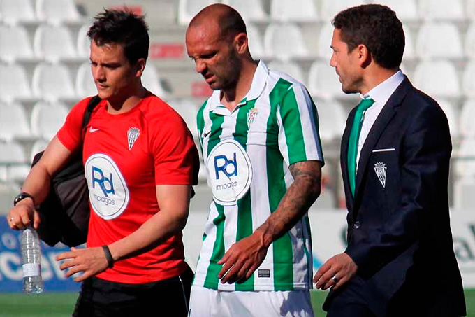 Raúl Bravo deja el Córdoba