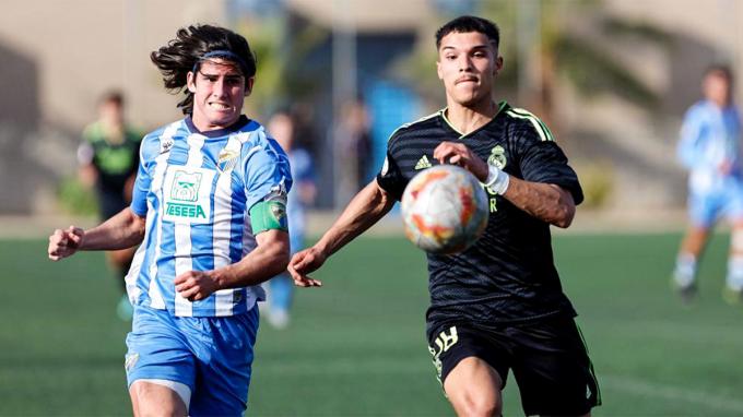 Álex Calvo, del Juvenil del Málaga CF, convocado con España sub 19