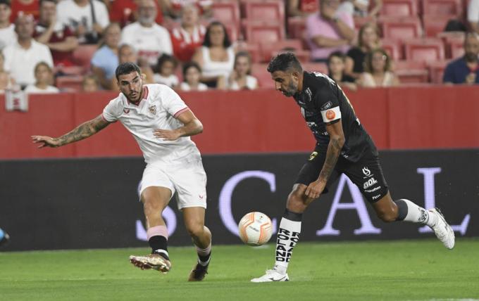 El problema que impide a Isaac Romero estar con el primer equipo