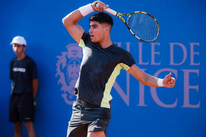 Carlos Alcaraz no consigue clasificar a España, que se despide de la ...