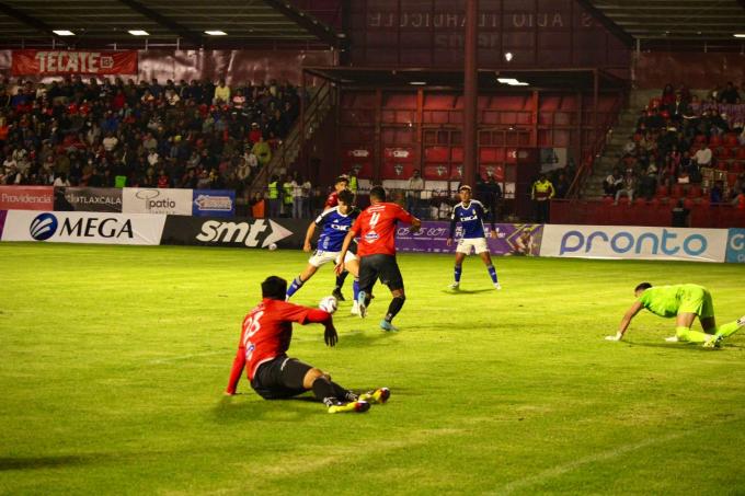 Los planes del Real Oviedo con Álex Cardero