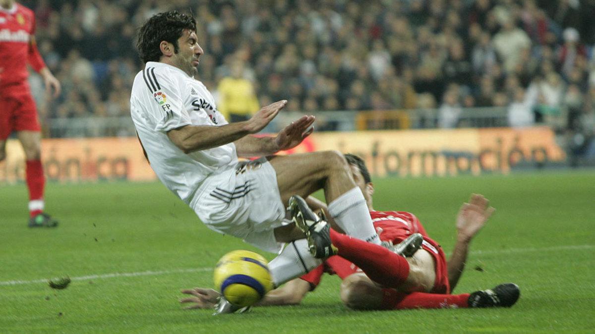 César Jiménez y la patada de Figo que le retiró del fútbol