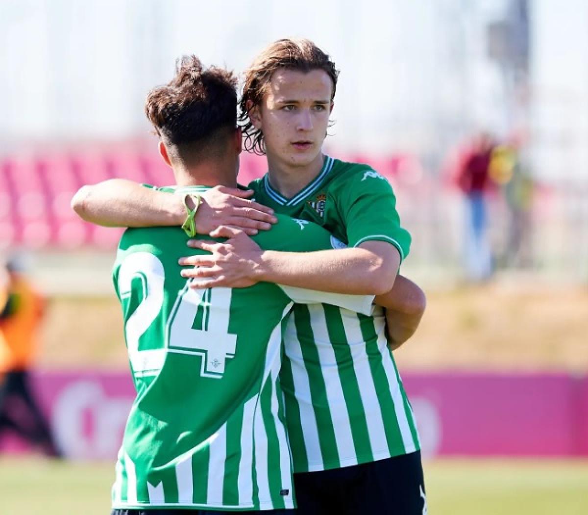 Quién Es Félix Garreta, canterano del Betis que entrena con Pellegrini