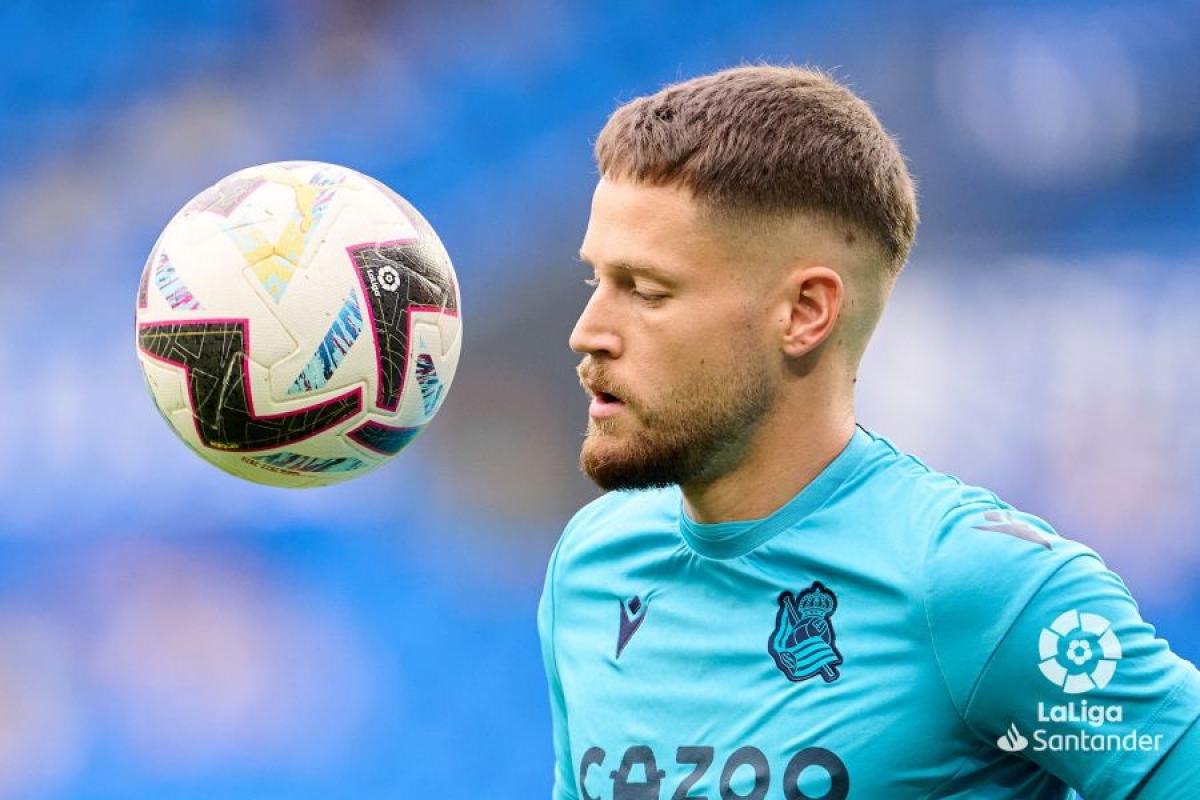 Álex Remiro, la portería de la selección española, y sus proyectos ...