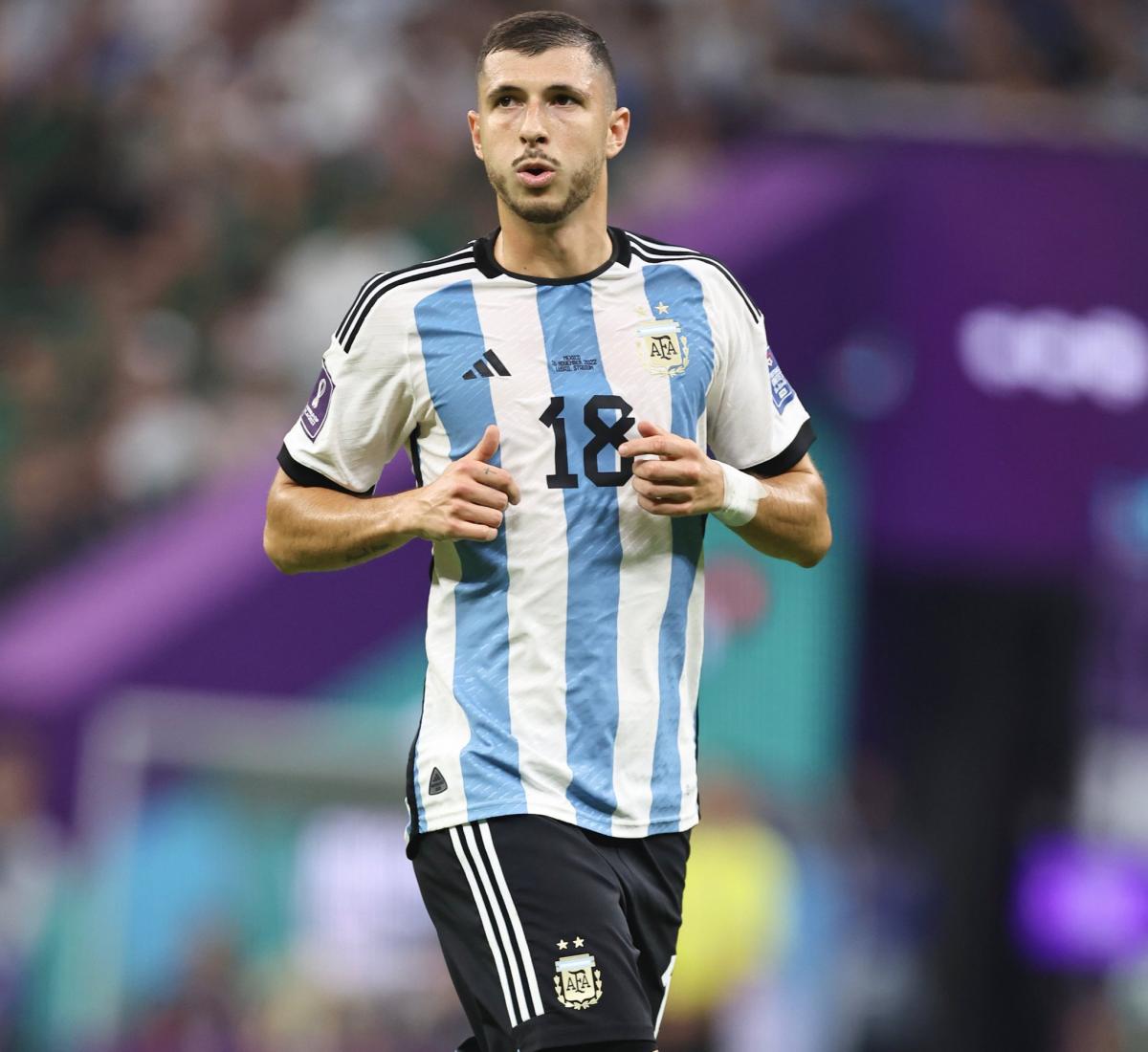 Guido Rodríguez fue titular en el Argentina - México