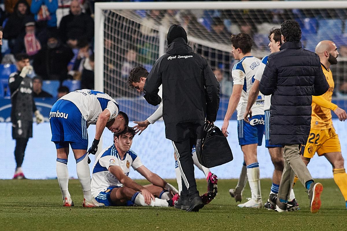 El Real Zaragoza cuenta con las bajas de Iván Azón y Jairo Quinteros