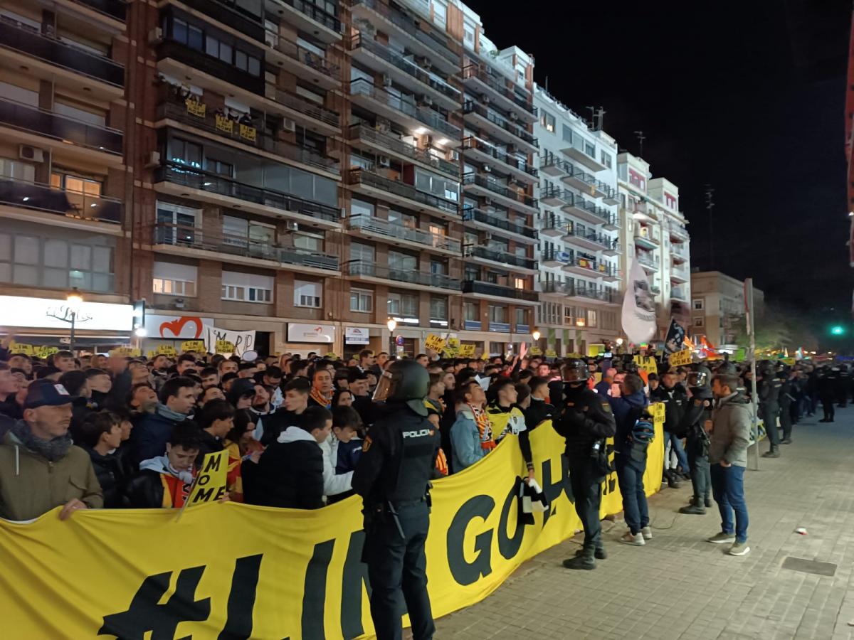 Las Peñas rompen la relación con Peter Lim y llaman a la protesta