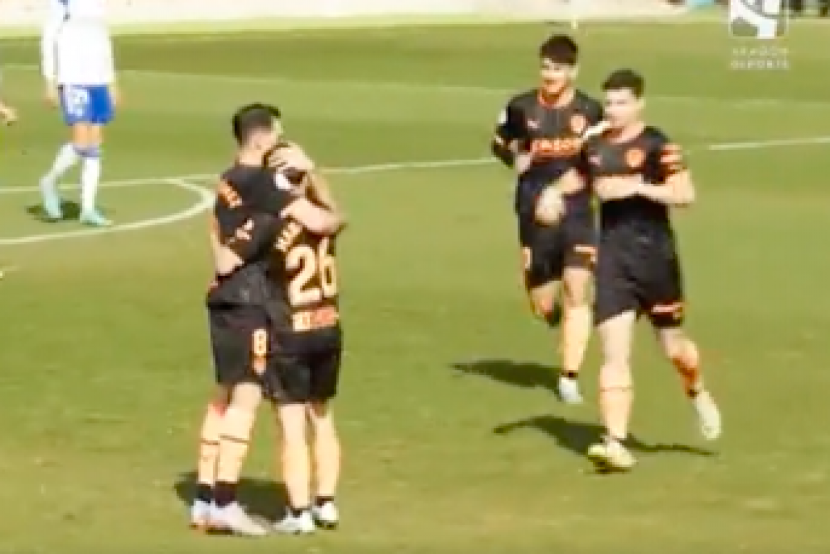 El gol de Martín Tejón para soñar con el ascenso del VCF Mestalla