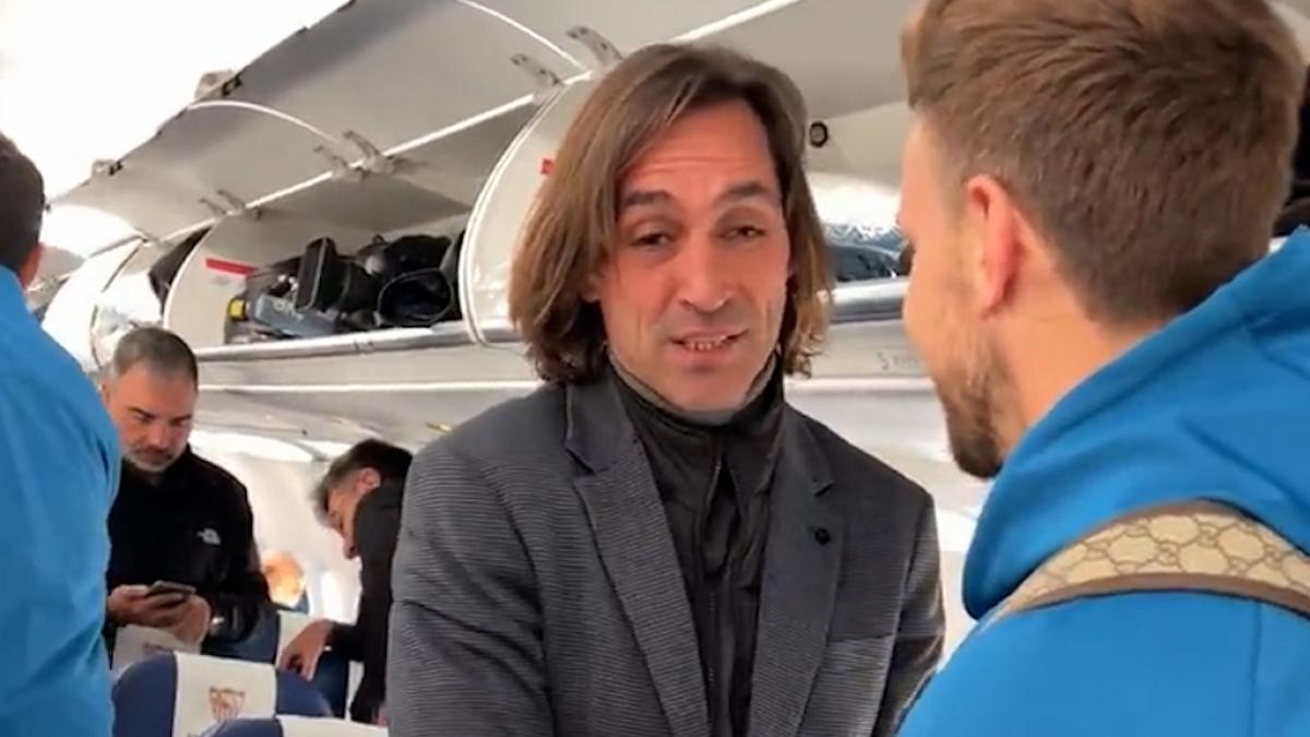 Javi Navarro se une al Sevilla FC en el viaje a Eindhoven