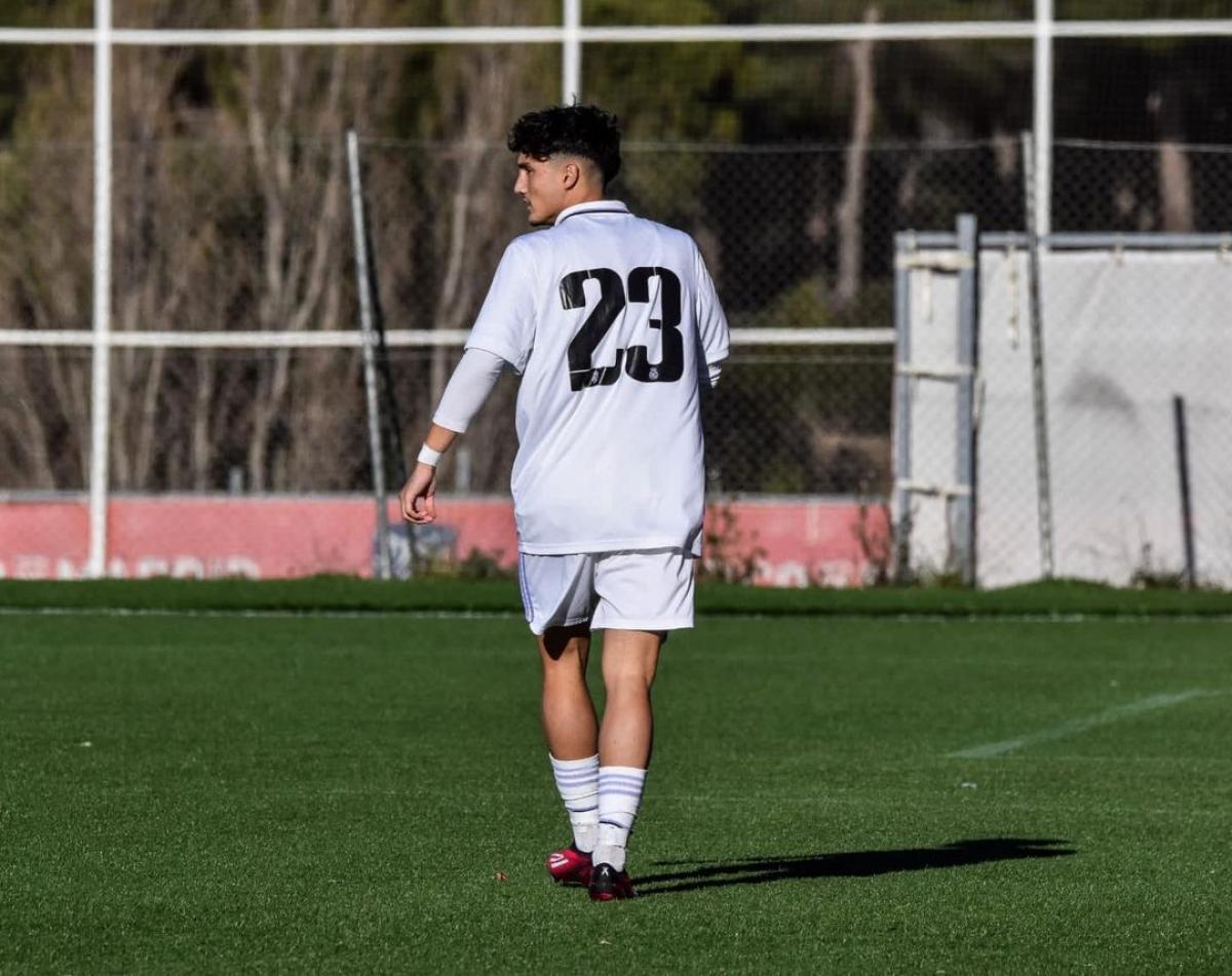 Rompió el pacto entre el Real Madrid y el Atlético y ya brilla con Arbeloa