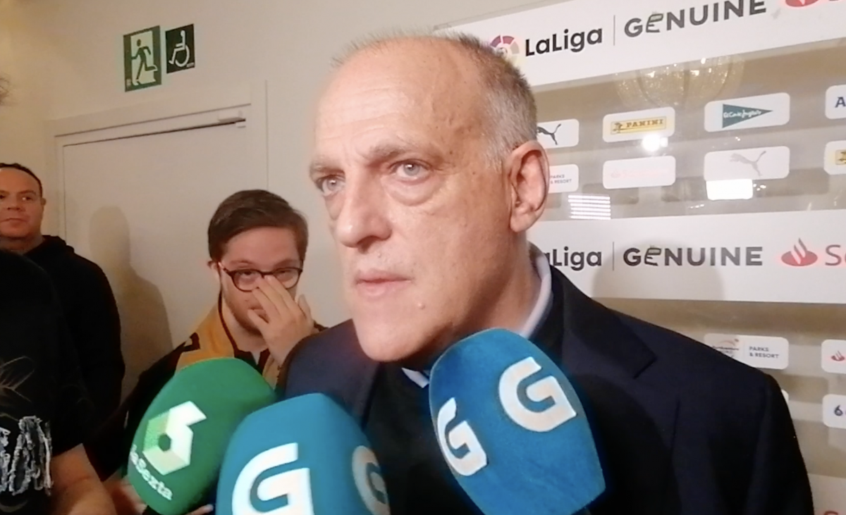Javier Tebas apoya a López Niego en el uso del VAR cuando sean Javier Tebas apoya a López Niego en el uso del VAR cuando sean