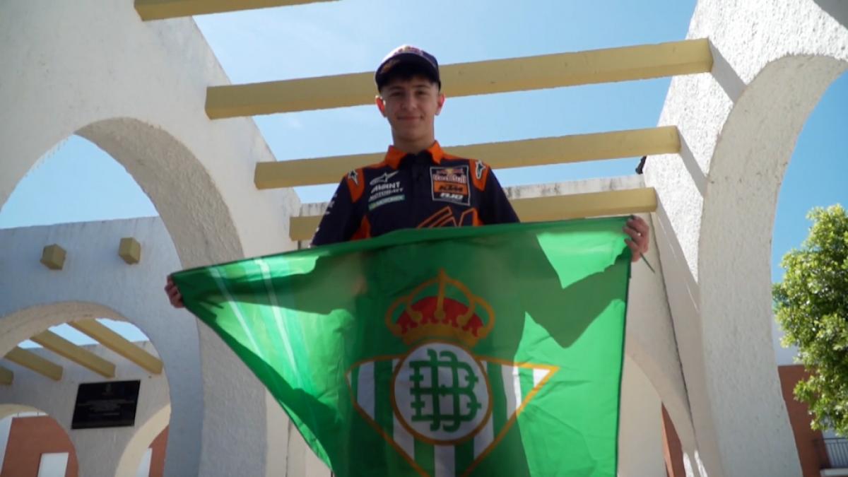 José Antonio Rueda, el piloto de Moto3 que abandera el beticismo por el ...