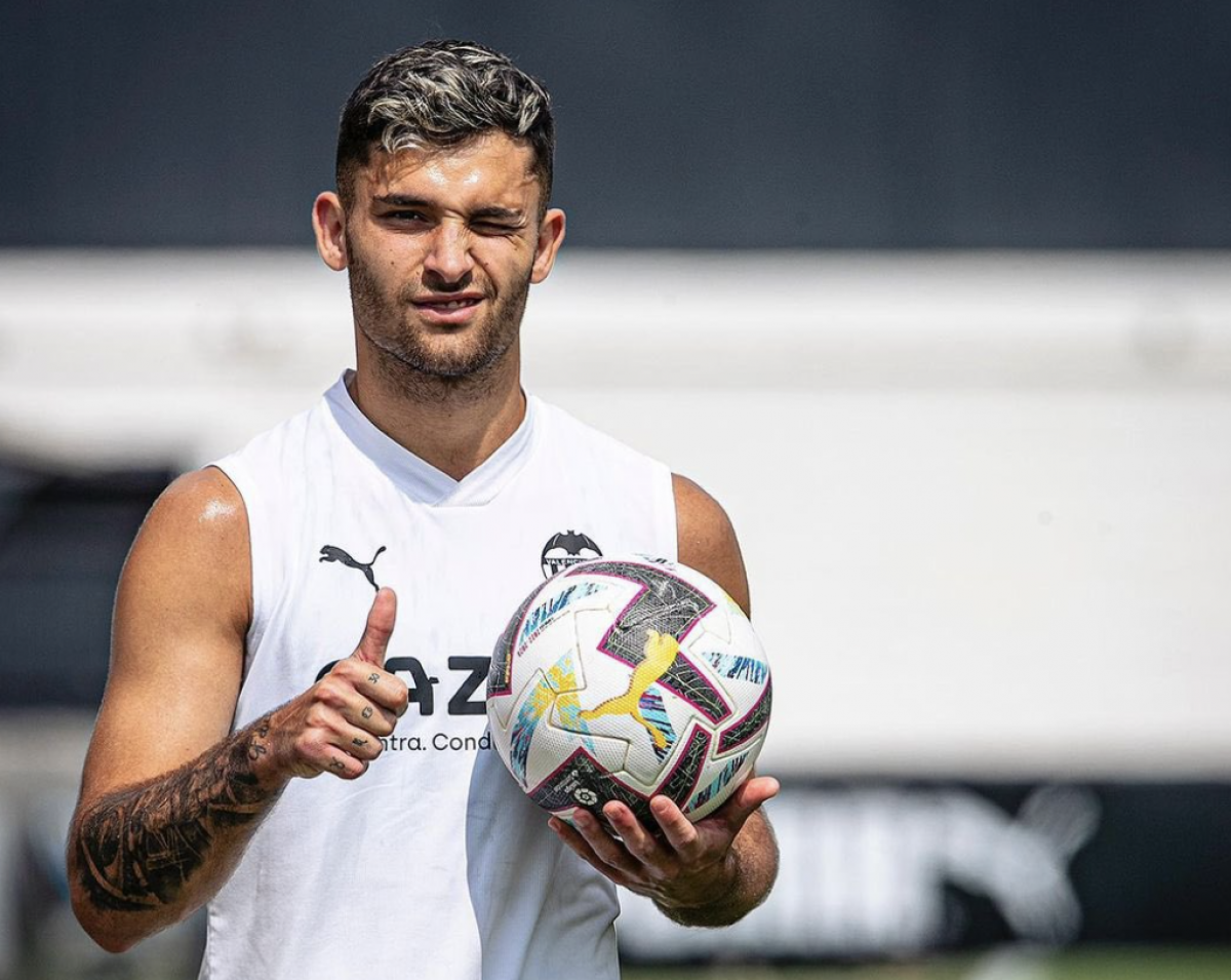 Hugo Duro ya la toca y sonríe, límite 48 horas para el último 9 de Baraja