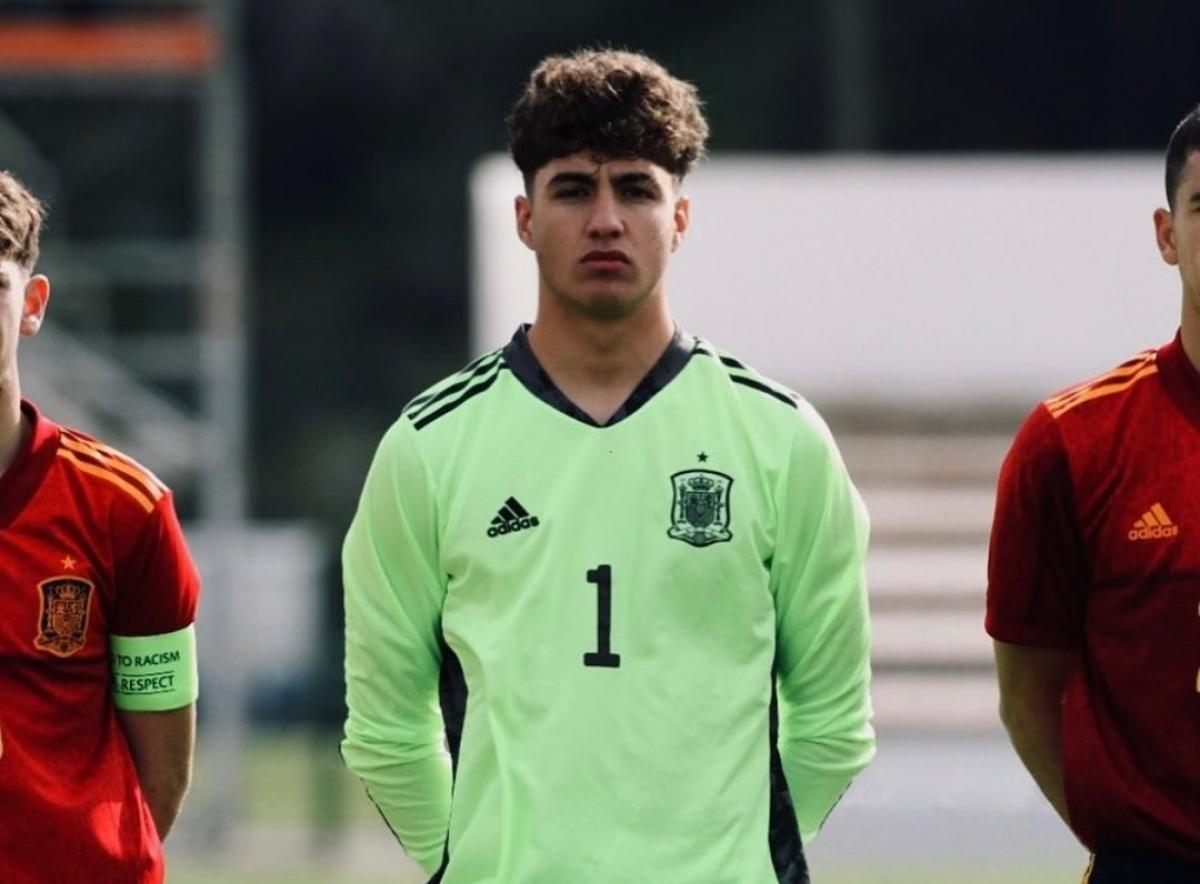 España sub17 tiene a Raúl Jiménez, el portero del Valencia