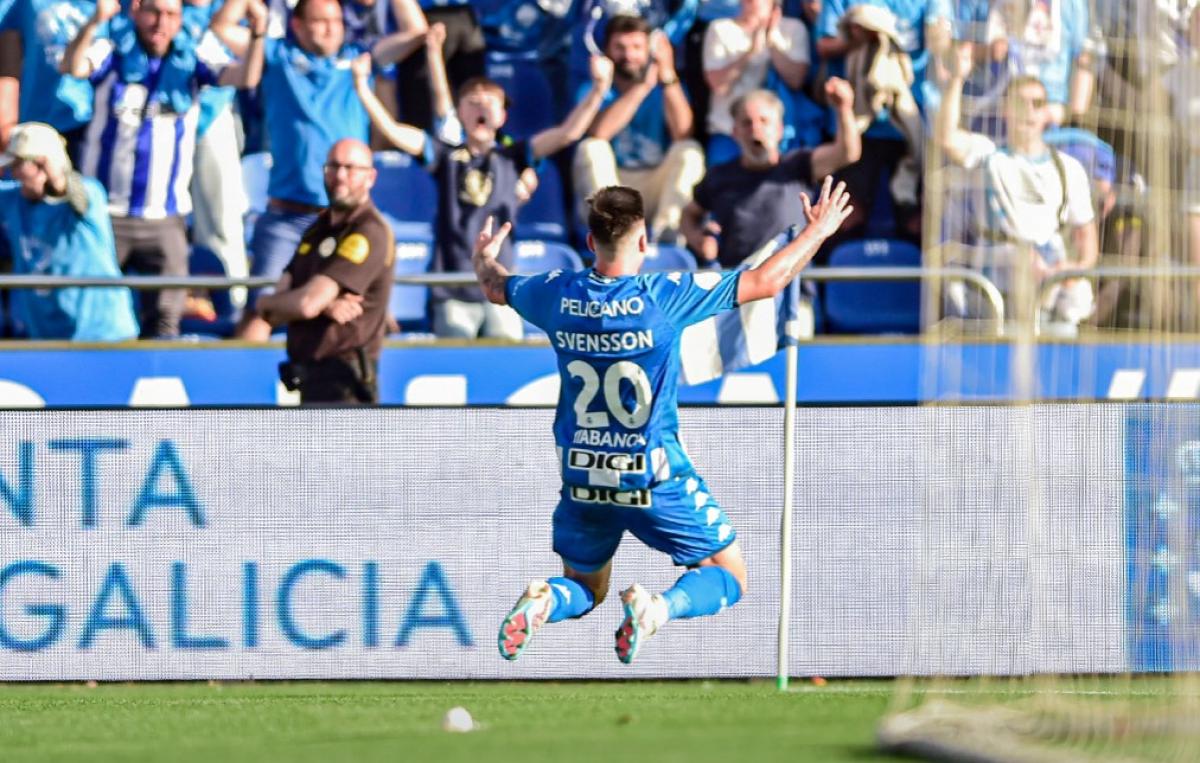 Max Svensson pone la primera piedra ante un Riazor imponente