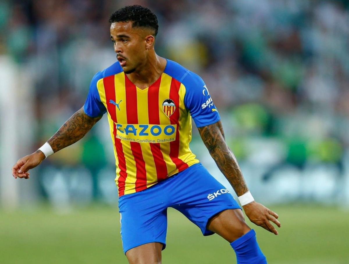 Fichajes Valencia CF: Más batalla por Justin Kluivert