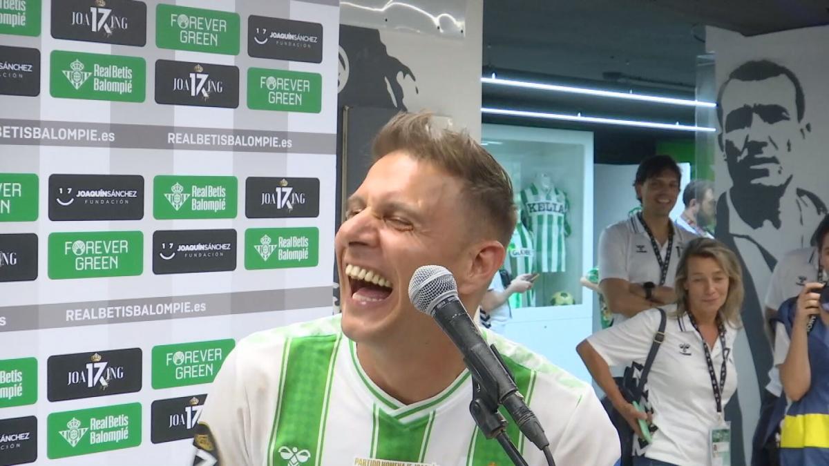 Joaquín y su ataque de risa al ver a Angulo