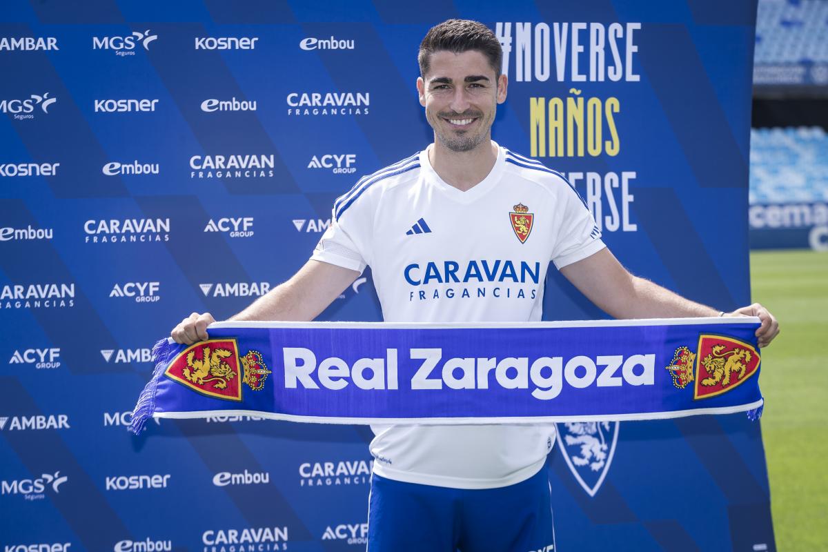 El Real Zaragoza presenta a un ilusionado Toni Moya
