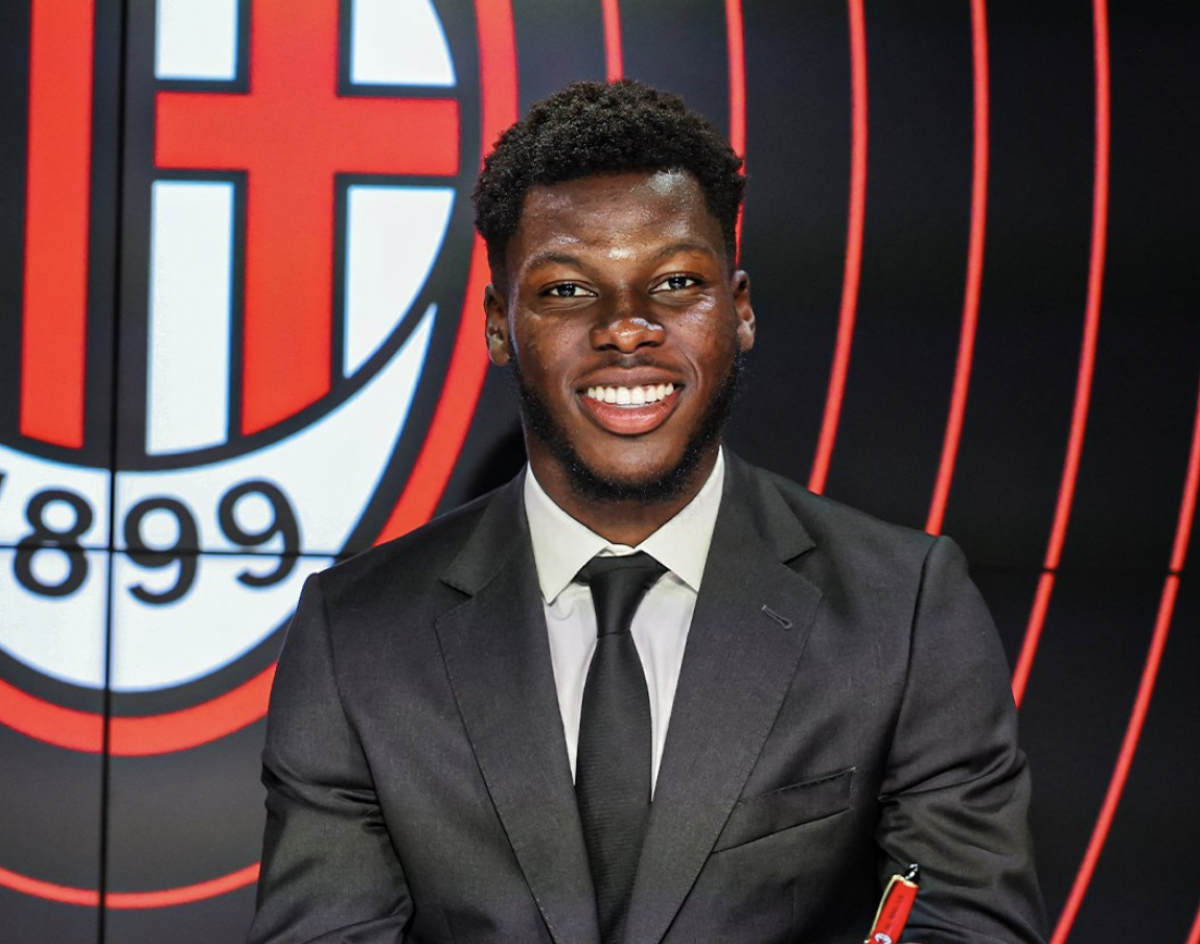 Yunus Musah traspasado del Valencia CF al AC Milán por 20 millones, oficial