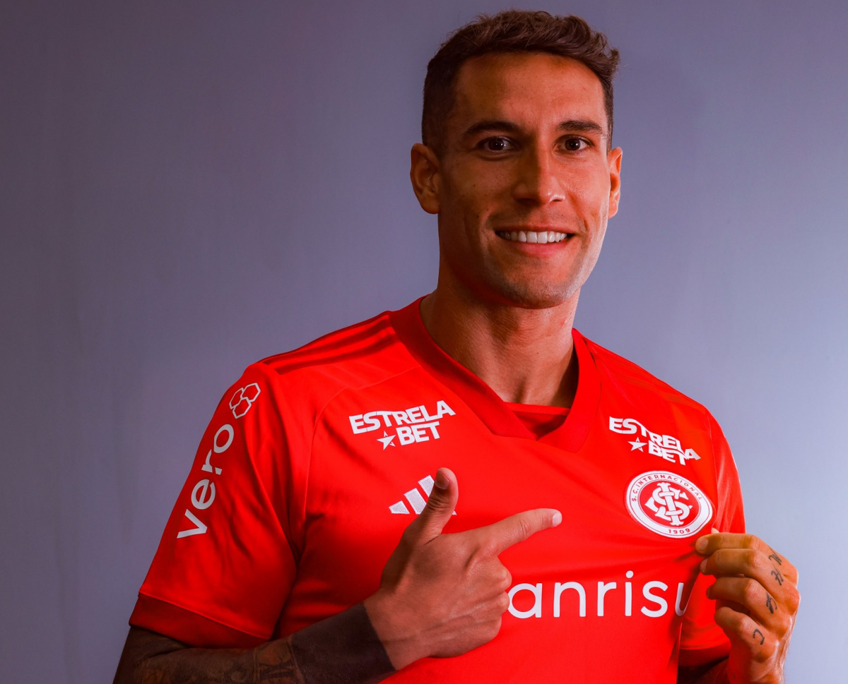 Hugo Mallo firma por el Inter de Coudet para jugar la Copa Libertadores