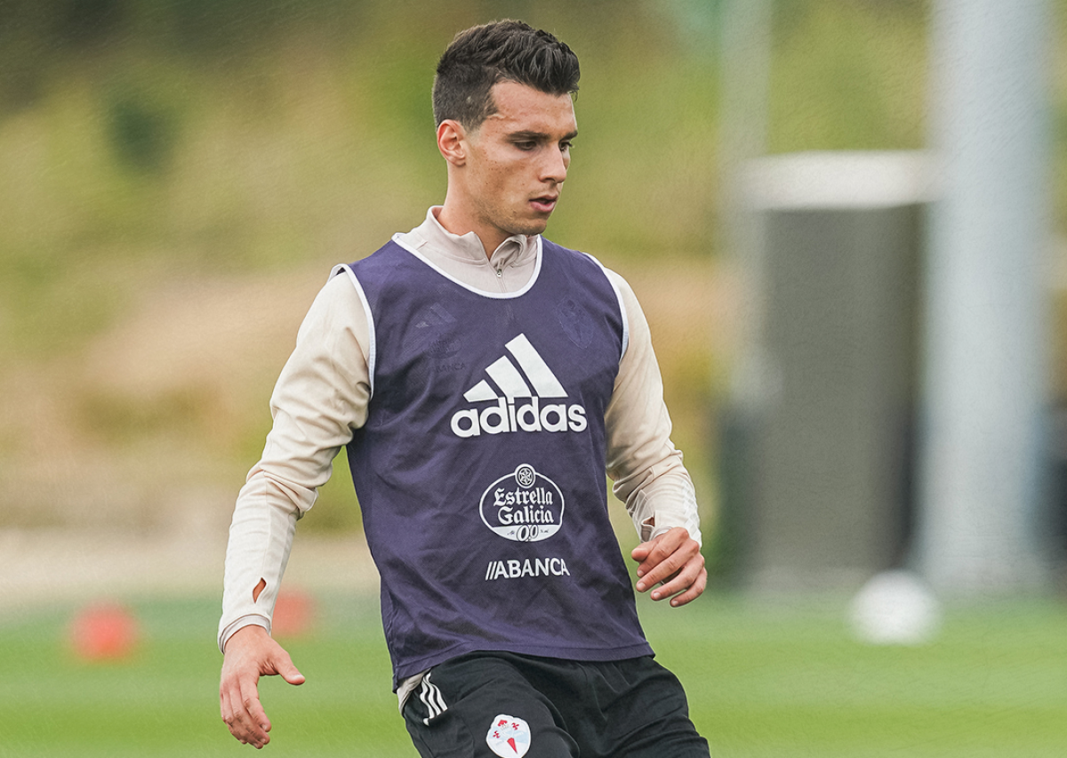 Douvikas completa su primer entrenamiento con el Celta