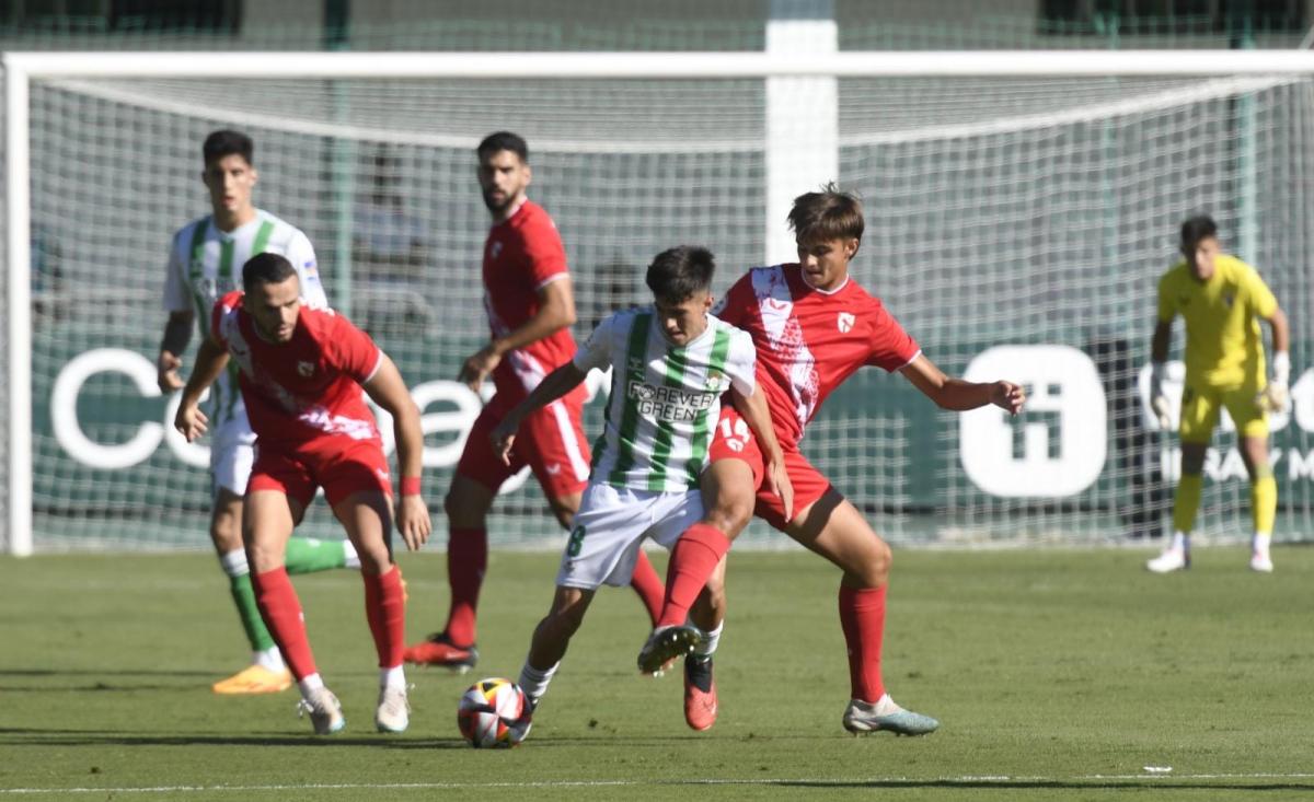 Dani Pérez y Capi, los dos mejores del Betis - Sevilla Atlético