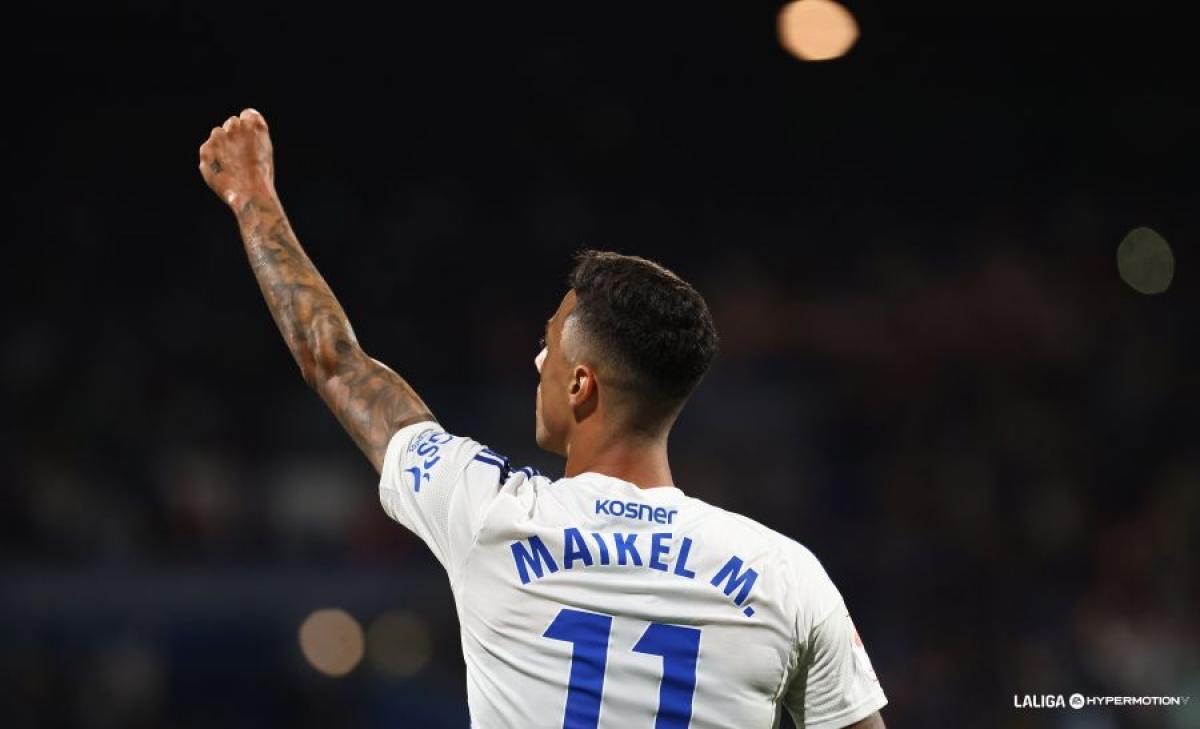 Maikel Mesa se emociona en La Romareda tras ganar al Sporting