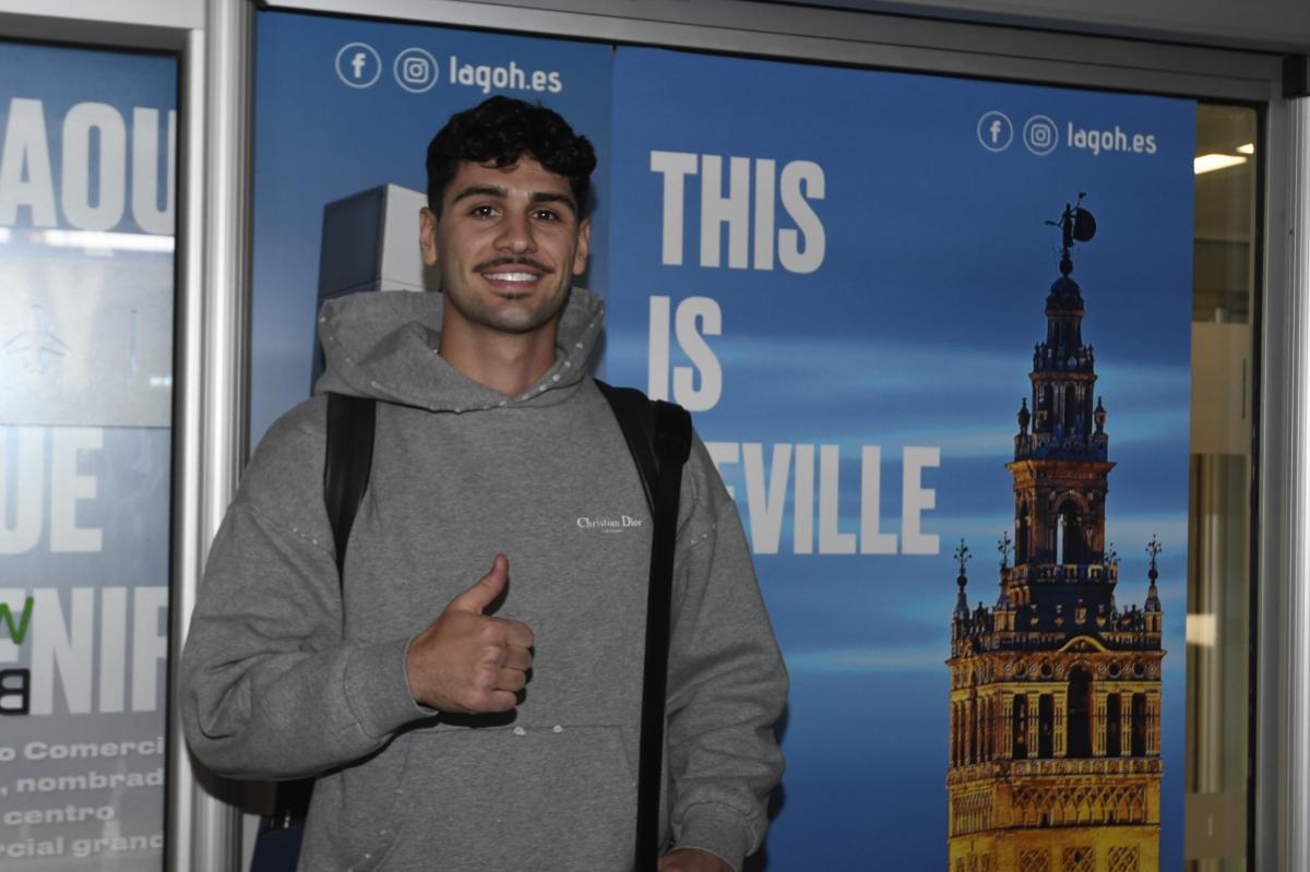 Johnny Cardoso ya está en Sevilla para unirse al Betis Johnny Cardoso ya está en Sevilla para unirse al Betis