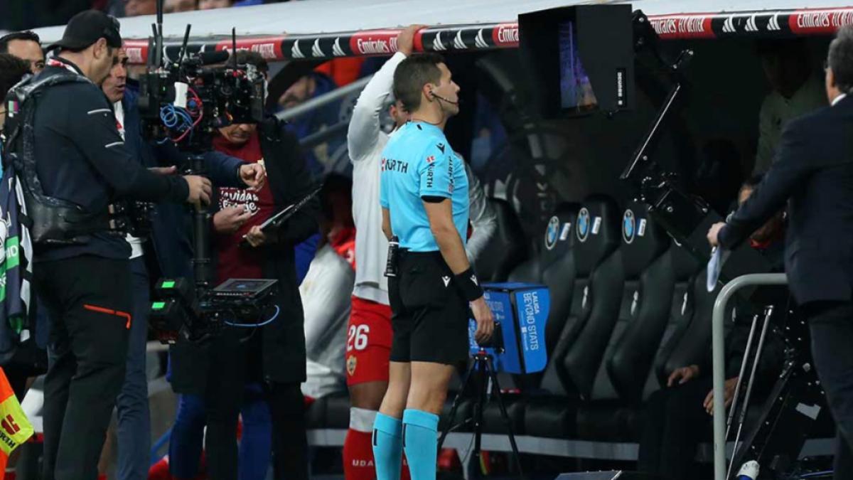 El Cta Ve Dos Errores En El árbitraje De Hernández Hernández En El Bernabéu