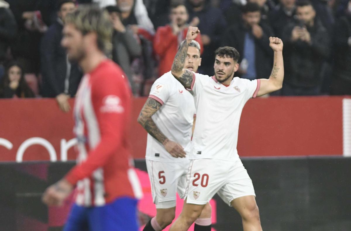 Isaac Romero cumple un mes desde su debut con el Sevilla FC