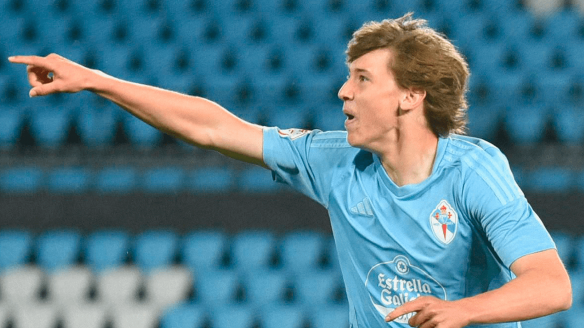 Fer López, canterano del Celta de Vigo, que sorprende por sus goles y juego