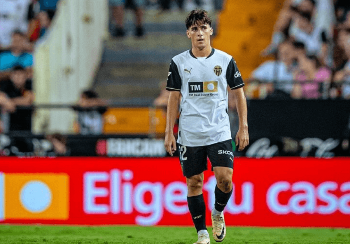 Martín Tejón quiere quedarse en el primer equipo del Valencia CF