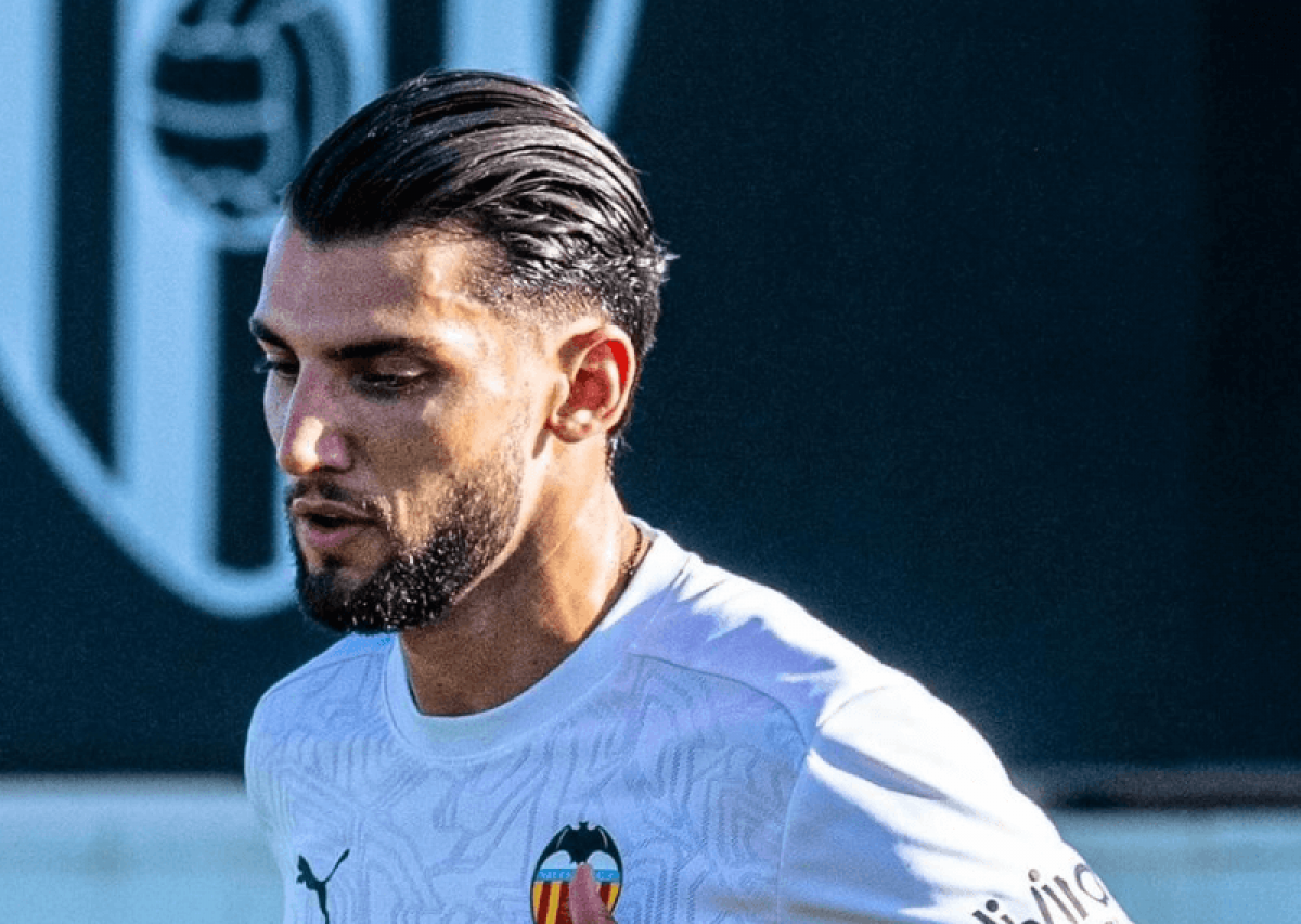 Decisión del Valencia CF con Rafa Mir: readmitido pero sin entrenar con ...