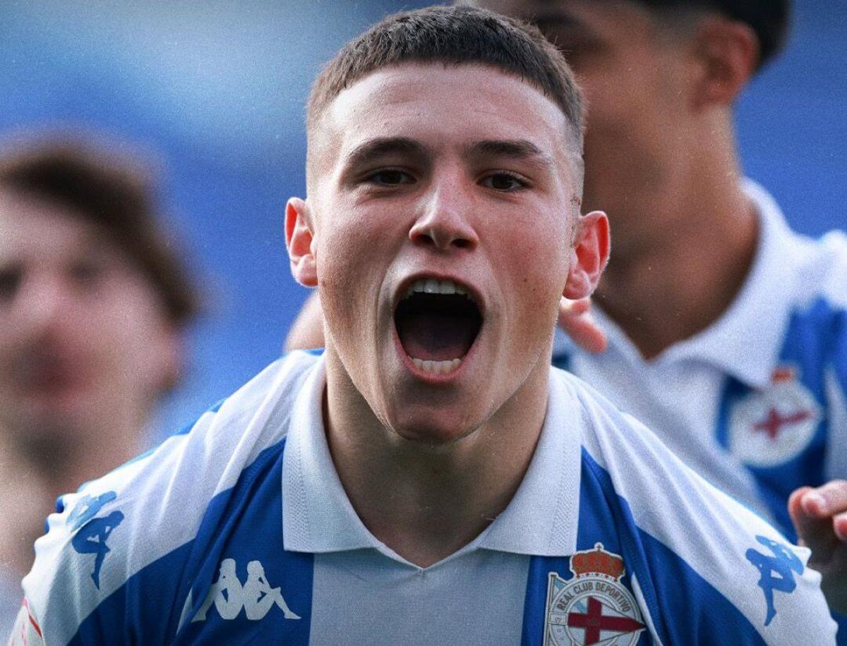 El Deportivo anuncia la cesión de Kevin Sánchez, que le pidió salir a Antonio Hidalgo