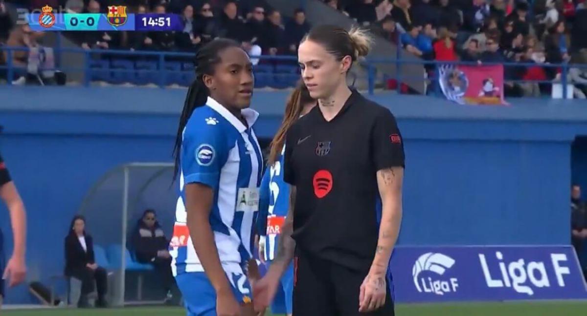 FC Barcelona: Mapi León, sancionada tras tocamiento a Daniela Caracas