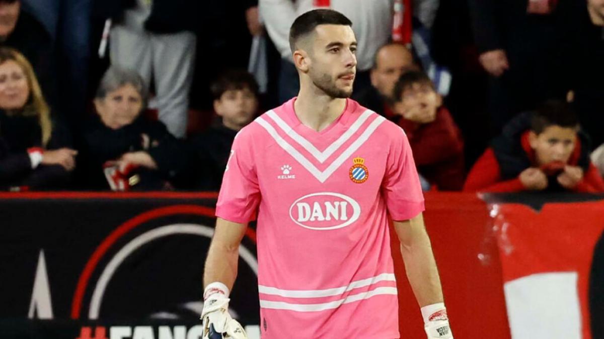 Joan García saldrá del Espanyol pero no al FC Barcelona