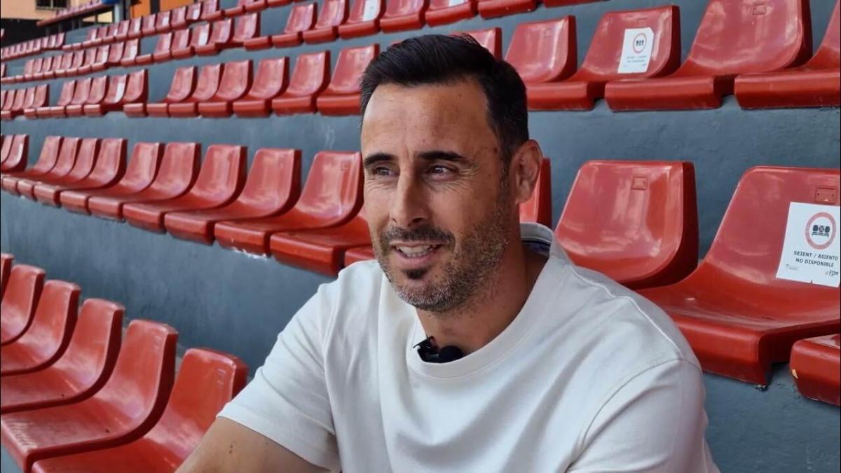 Pedro López define a Dani Raba: "Una zurda muy buena, pero la derecha no la tiene de palo. Nos ...