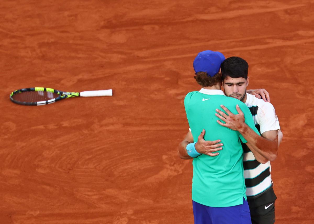 Jannik Sinner no olvida la derrota ante Carlos Alcaraz en Roland Garros