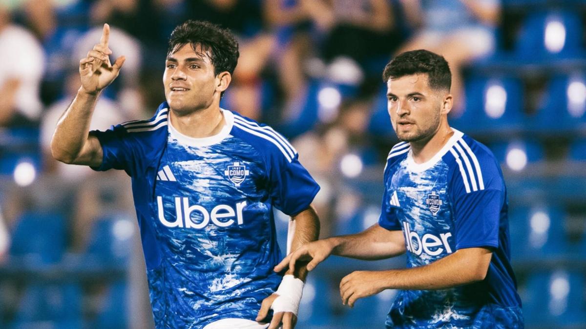 El Oviedo quiere marcarse un Luka Jovic con Iván Azón y el Valencia