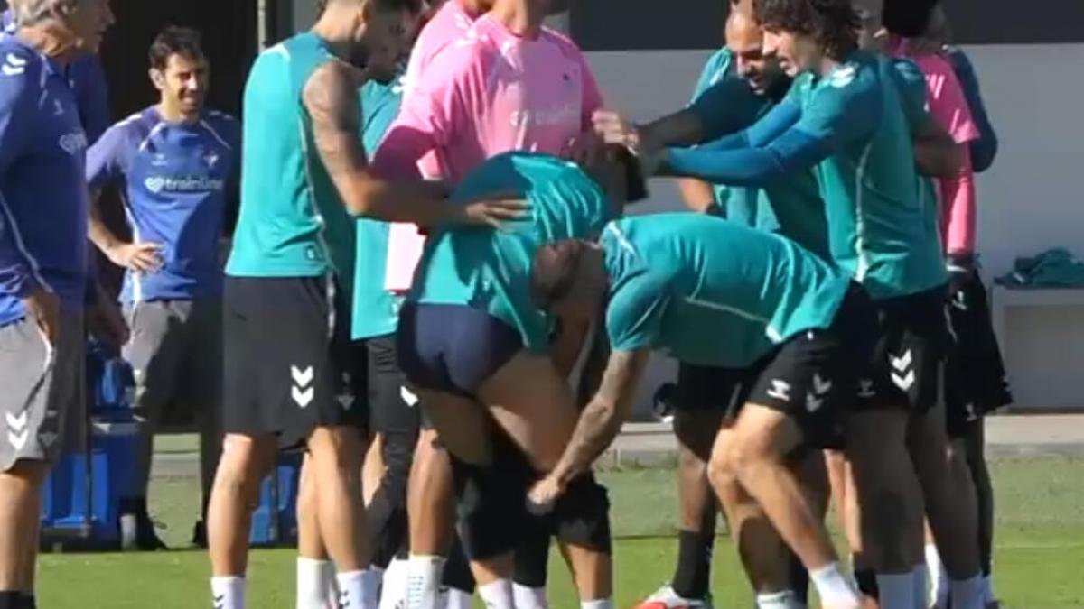 Aitor Ruibal deja 'casi desnudo' a Pablo García en mitad de un ...