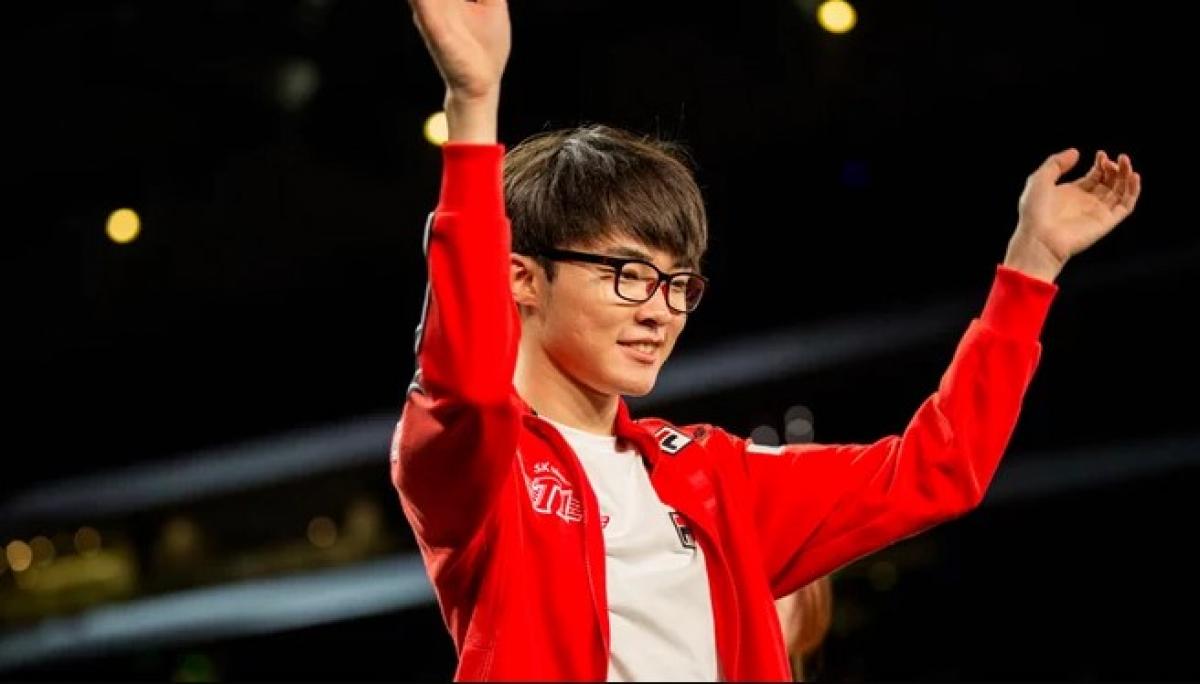 Faker se queda en SKT debido a la oferta millonaria | League of Legends