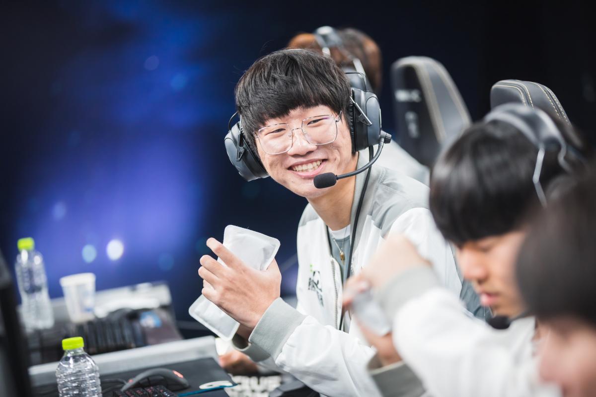 Ning renueva con Invictus Gaming, pero Baolan se marcha del equipo