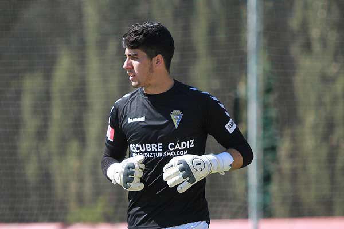 Fichajes Cádiz CF: Traspaso de Álex Lázaro al Recreativo de Huelva