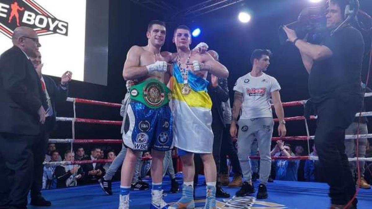 Boxeo | Jon Míguez Campeón Junior Welter Combate Vasyl Kurasov