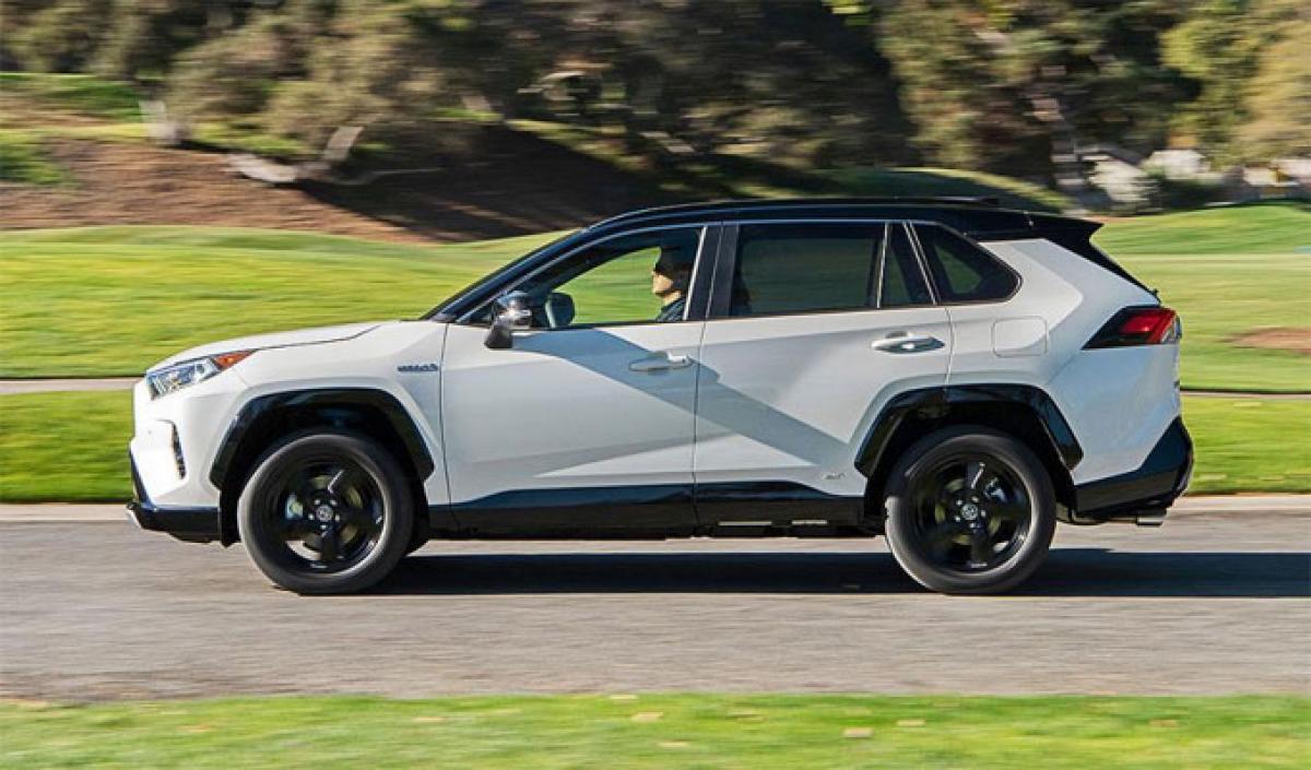 El rival (en formato mini) que le está levantando ventas al Toyota RAV4 ...